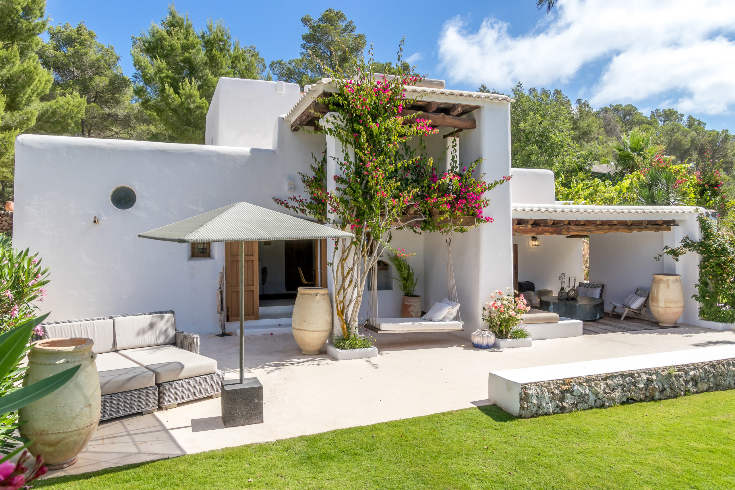 A traditional 17th century 5 bedroom finca - Gould Heinz & Lang ...